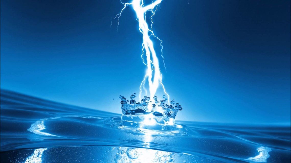 5 Perbedaan Larutan Elektrolit Kuat dan Lemah beserta Contohnya ...